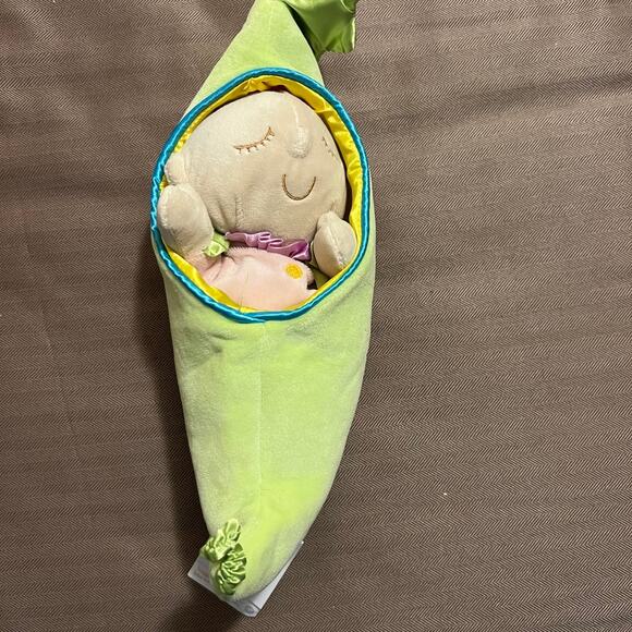 manhattan toy | Toys | Nwt Manhattan Toy Sweet Pea Removable Doll 2 ...